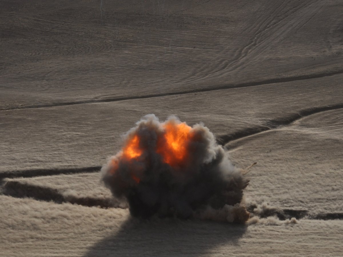 Ghor PRT Explosive Ordnance Disposal specialists destroyed five hundred ...
