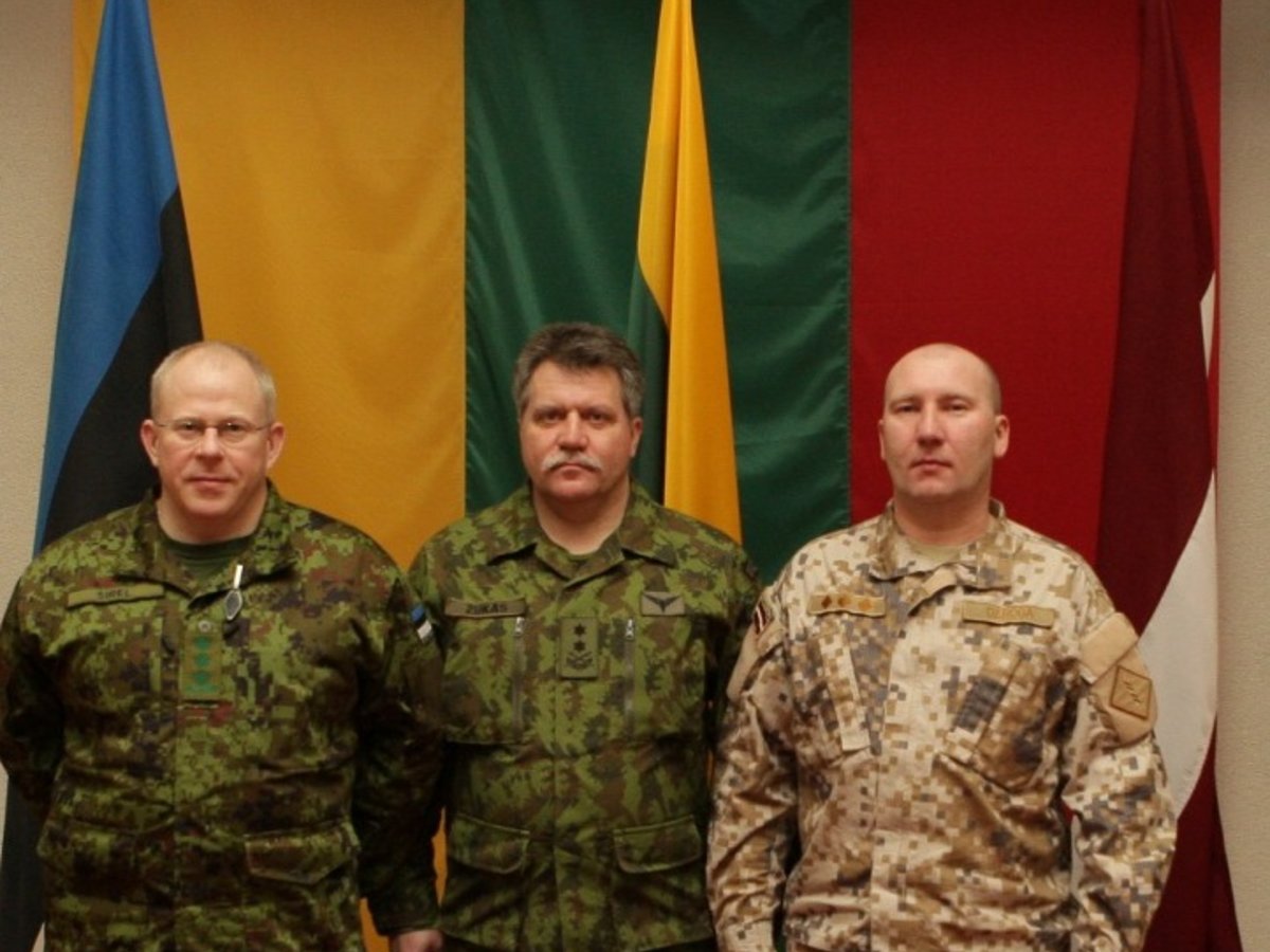 Cooperation Plan for 2012-2014 signed between the Baltic Land Forces in ...