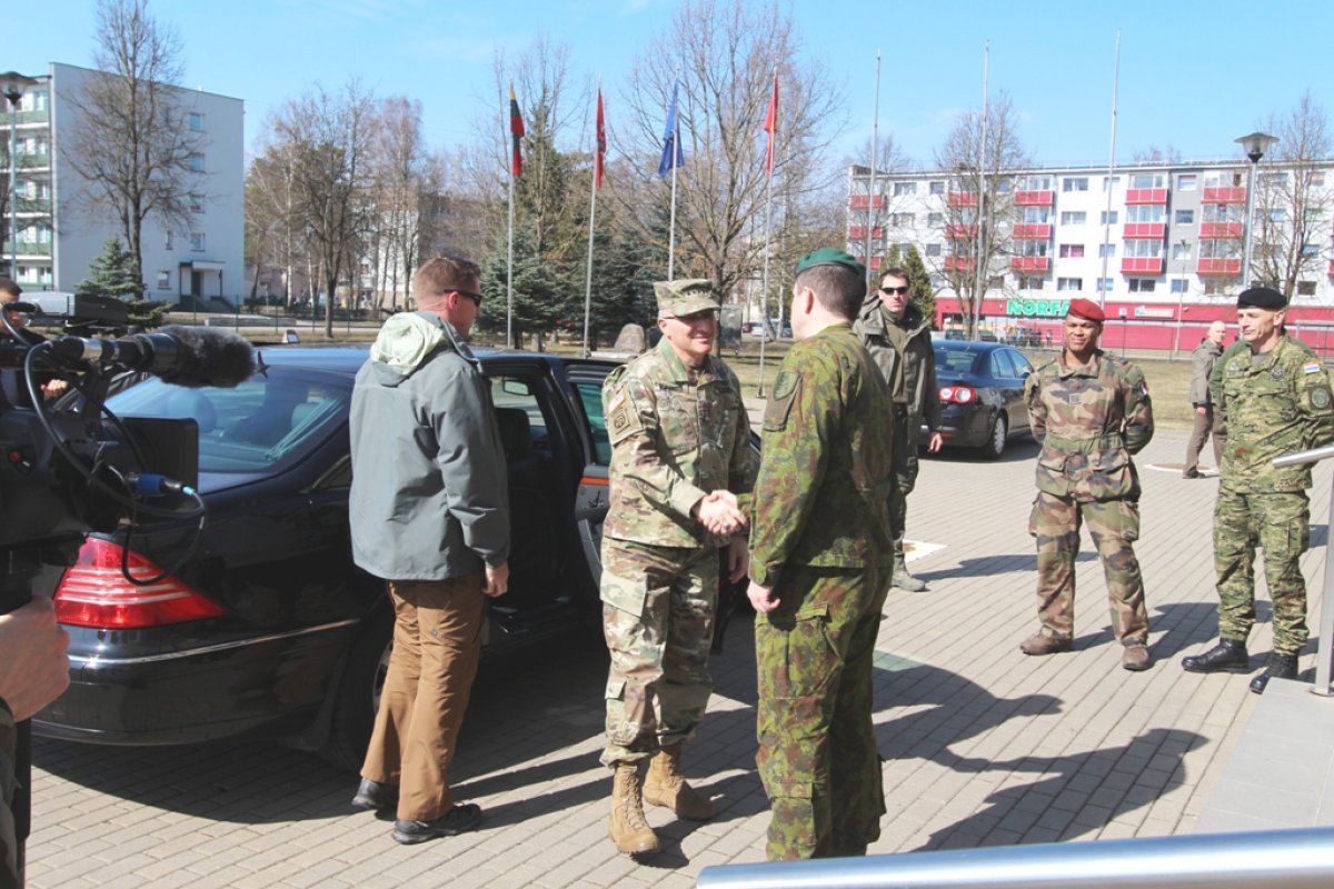 Supreme Allied Commander Europe visited the NATO enhanced Forward ...