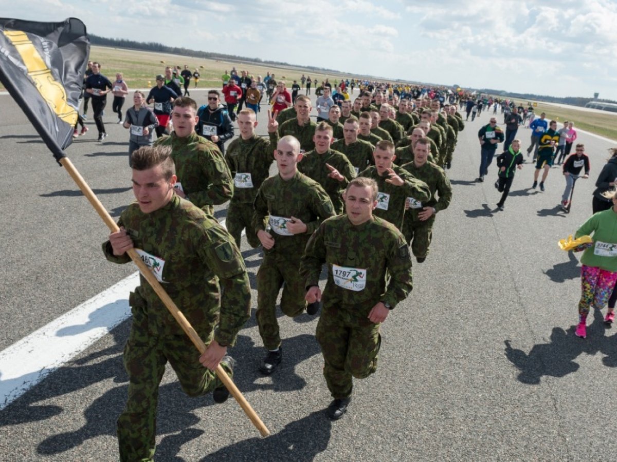 The Lithuanian Air Force invites to mark Lithuania's 15th NATO ...