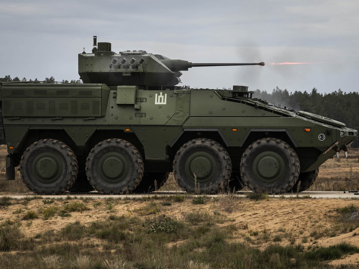 Vilkas infantry Fighting Vehicles neutralised targets at Pabradė ...