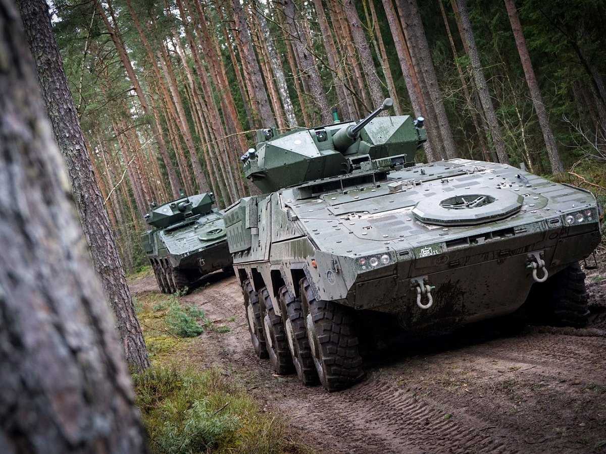 First Lithuanian Armed Forces battalion equipped with Vilkas IFVs ...