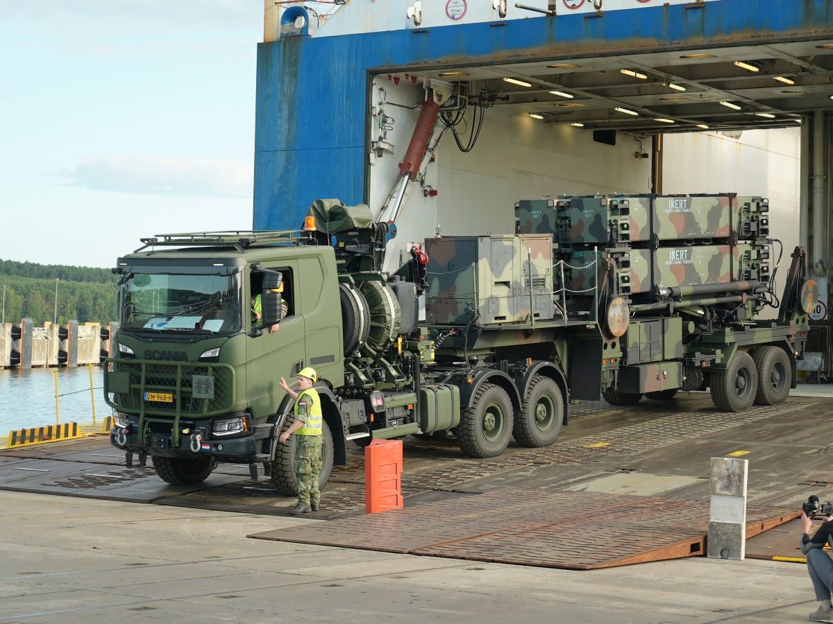 The Patriot long-range air defence system deployed in Lithuania ...